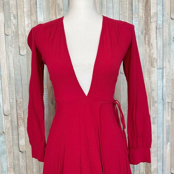 Reformation | Dresses | Reformation Xsp Cherry Bomb Red Petites Leslie ...
